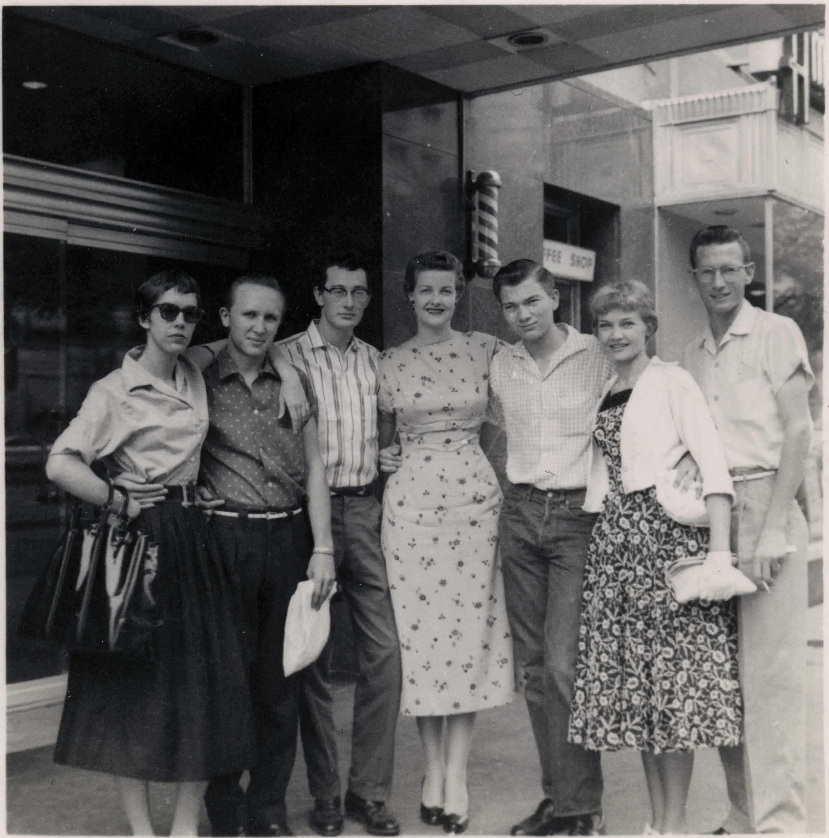 THE BRAVADOS, A 60s collegiate rock band – The story of the original ...